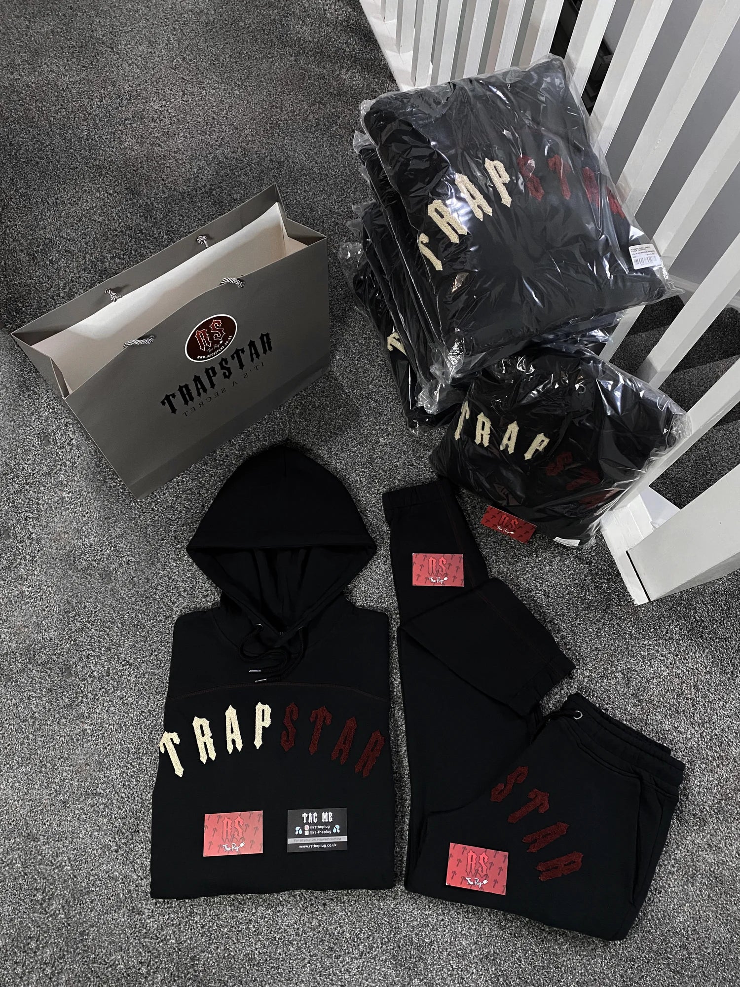 Trapstar Irongate Arch Tracksuit Black Zinfandel – RSThePlug
