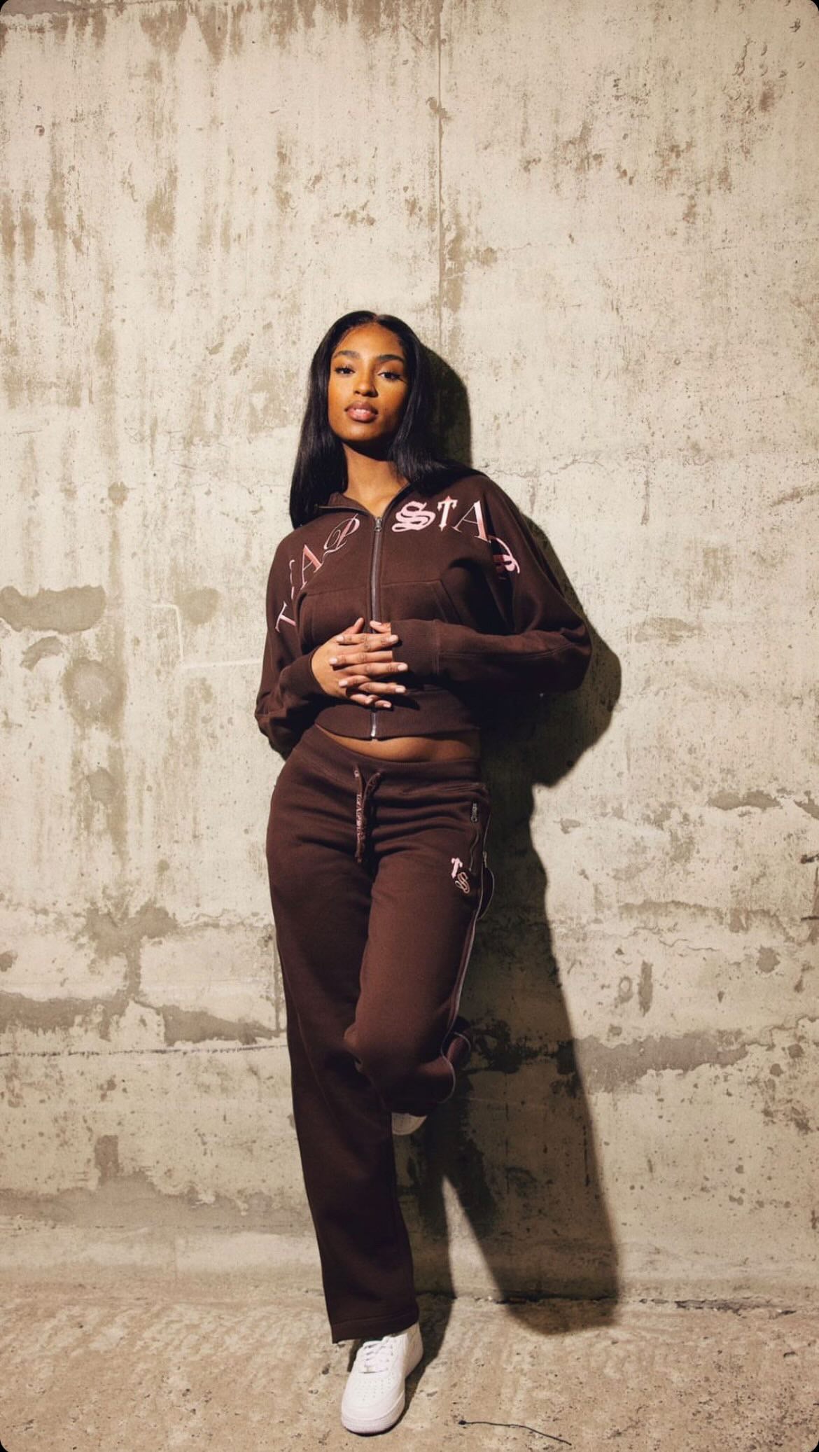 Trapstar Zip Script Tracksuit Brown Pink – RSThePlug